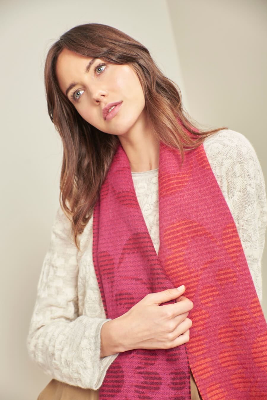 Unfold Scarf Baby Alpaca Color Fucsia