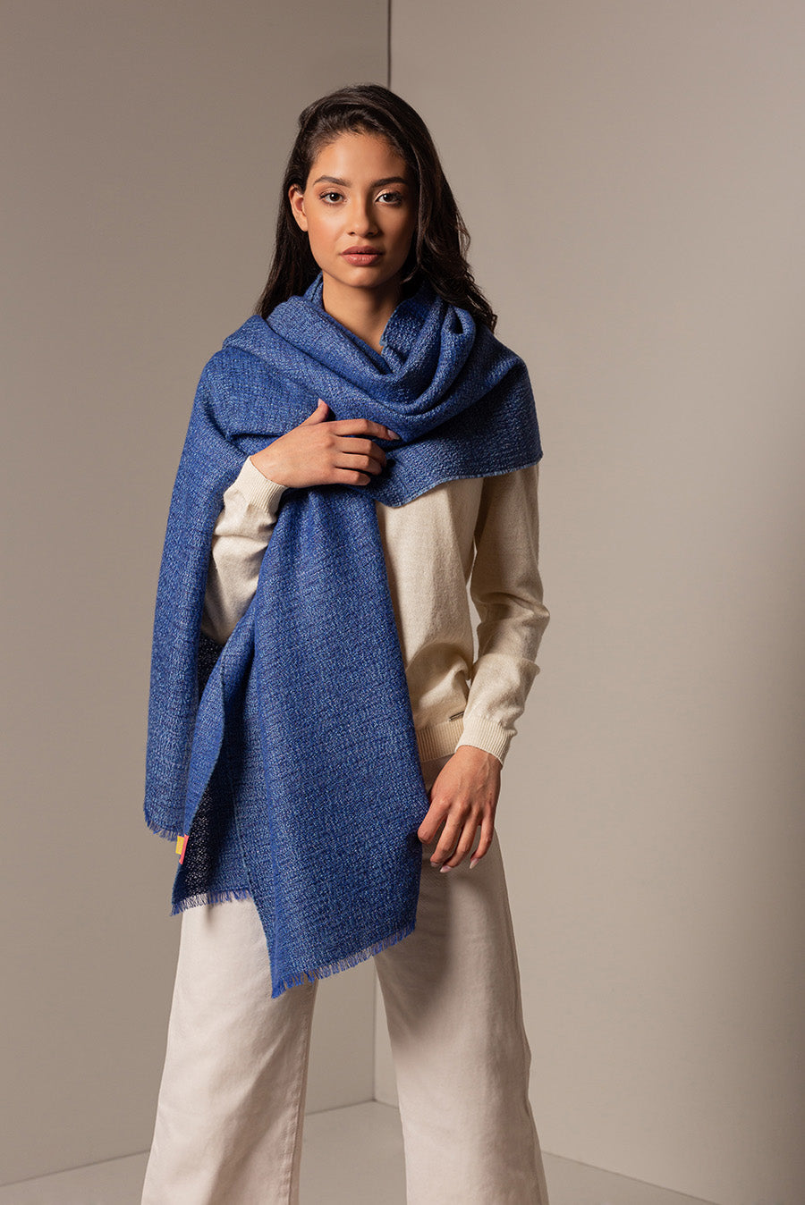 Ublong Shawl Baby Alpaca Color Blue