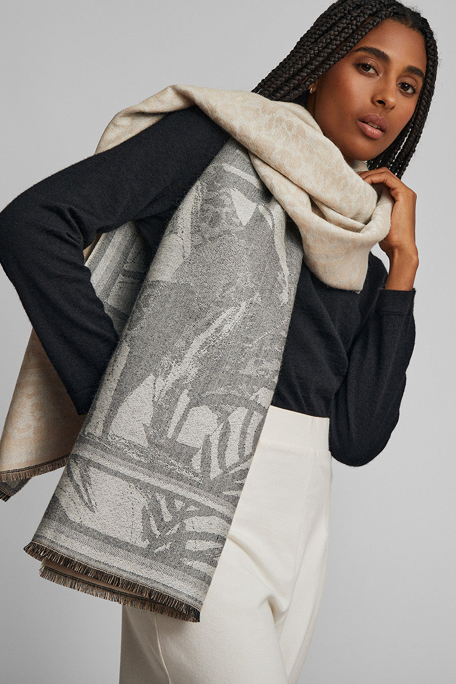 Wuttenberg Shawl Baby Alpaca & Silk Color Black